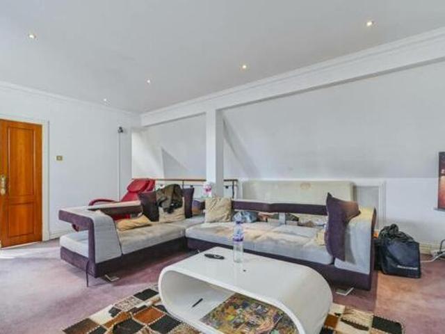 3 Bedroom Flat For Rent In Marylebone, London