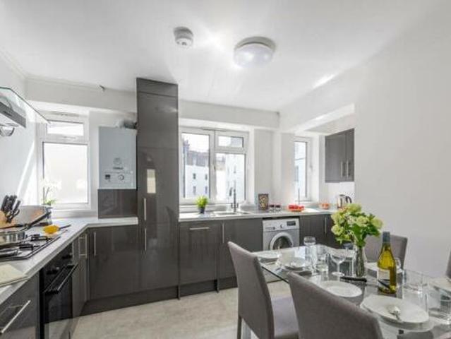 3 Bedroom Flat For Rent In Marylebone, London
