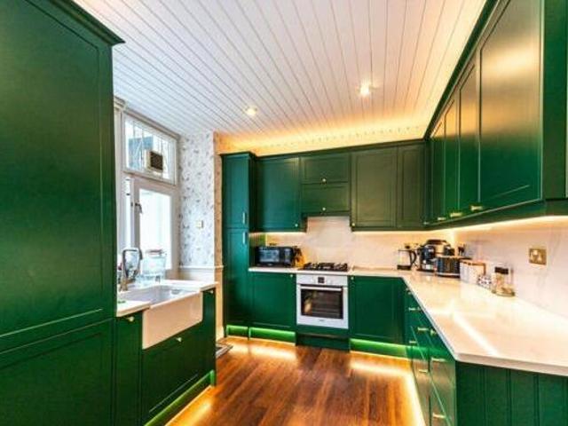 3 Bedroom Flat For Rent In Marylebone, London