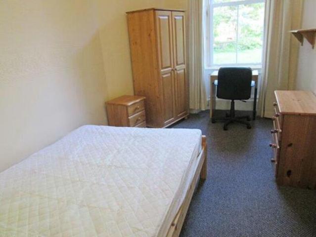 3 bedroom flat for rent in Marchmont Road, Edinburgh, Midlothian, EH9