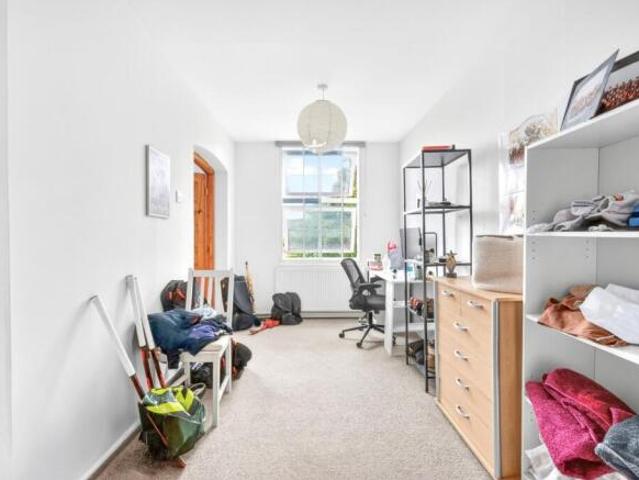 3 bedroom flat for rent in Matilda House, St. Katharines Way, E1W