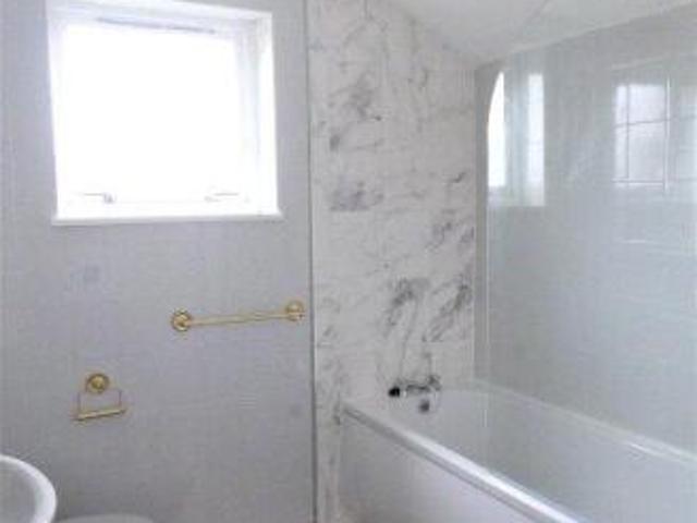 3 bedroom flat for rent in Mavisbank Gardens, Festival Park, Glasgow, G51