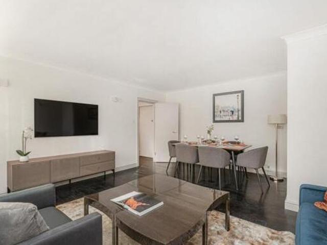 3 Bedroom Flat For Rent In Mayfair