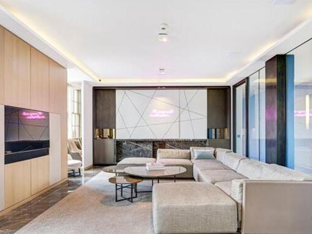 3 Bedroom Flat For Rent In Mayfair