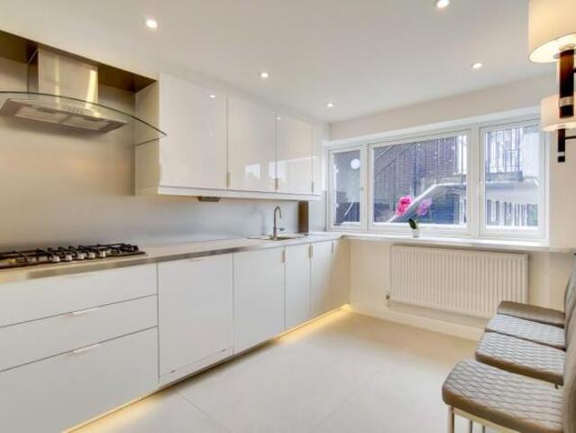 3 bedroom flat for rent in Mayne House, Hall Place, London, W2