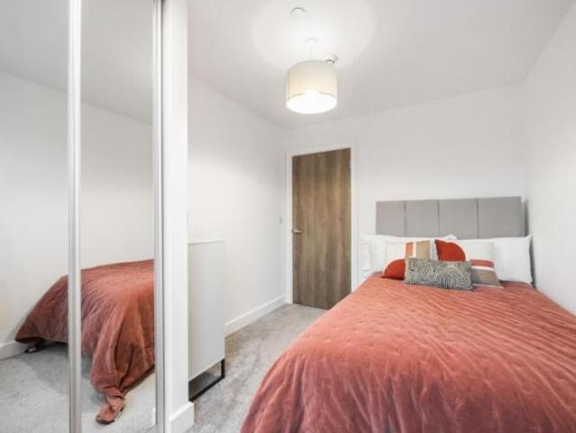 3 bedroom flat for rent in Mercer West Madison East, LS2 7FA, LS2
