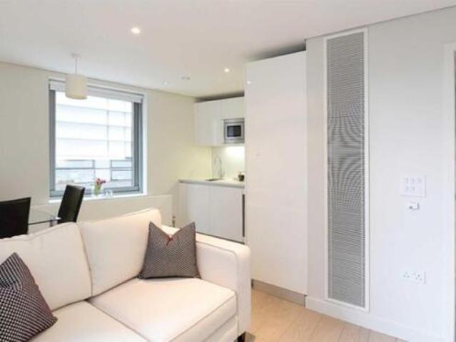 3 bedroom flat for rent in Merchant Square, Paddington, W2