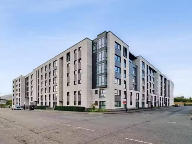 3 bedroom flat for rent in Minerva Street, Flat 3 1, Finniesto.