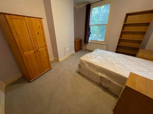 3 bedroom flat for rent in Mill Lane, West Hampstead, NW6 1NB, NW6