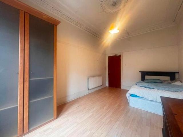 3 bedroom flat for rent in Montague Street, Woodlands, Glasgow, G4