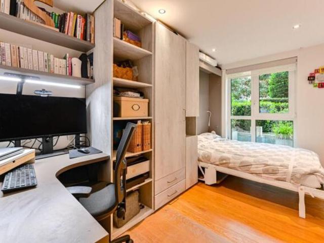 3 bedroom flat for rent in Monarch Point, Imperial Wharf, London, SW6