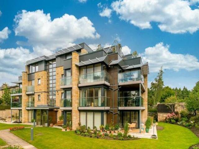 3 Bedroom Flat For Rent In Morningside