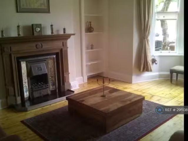 3 bedroom flat for rent in Morningside Park, Edinburgh, EH10