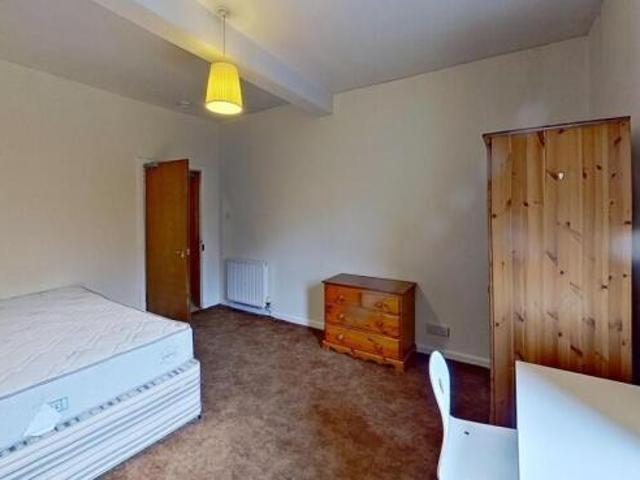 3 bedroom flat for rent in Morrison Street, Edinburgh, EH3