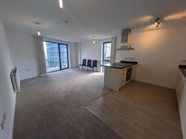 3 bedroom flat for rent in Moseley Lodge, Chrisp Street, Poplar, E14