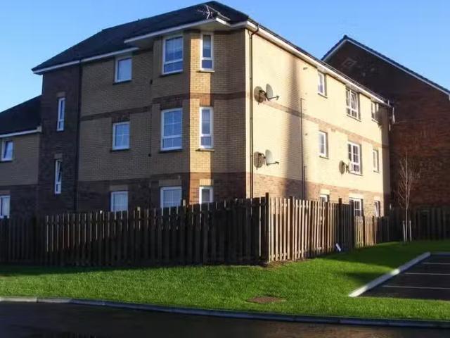 3 bedroom flat for rent in Munro Court, West Calder, EH55