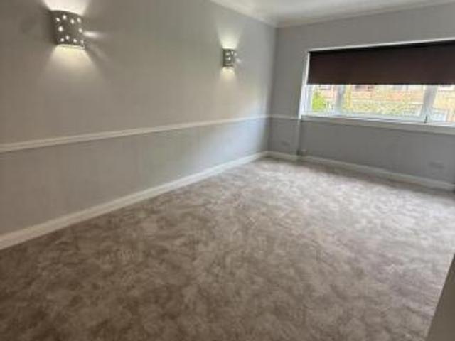 3 bedroom flat for rent in Nethercairn Road, Glasgow, G43