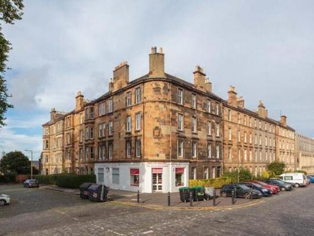 3 Bedroom Flat For Rent In New Town, Edinburgh