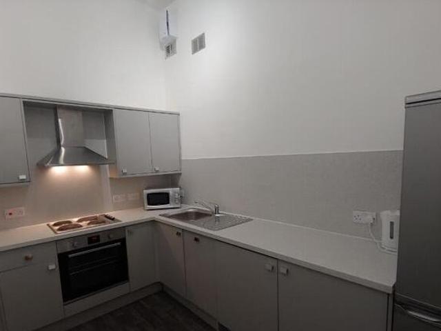 3 Bedroom Flat For Rent In New Town, Edinburgh