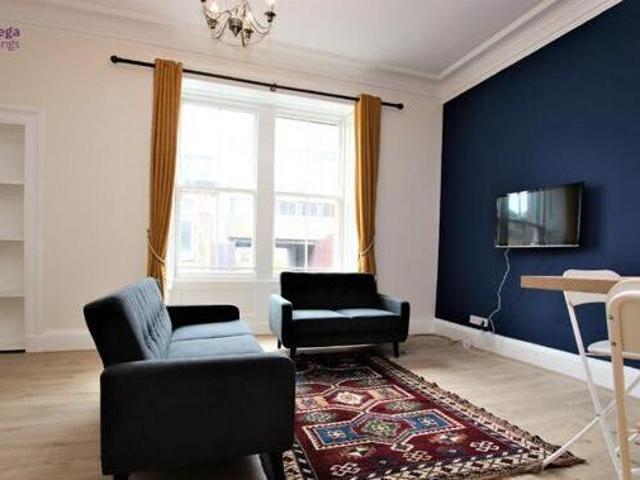 3 Bedroom Flat For Rent In Newington, Edinburgh