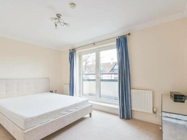 3 Bedroom Flat For Rent In Northwood