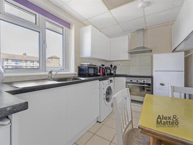 3 bedroom flat for rent in Offham House, Beckway Street, SE17