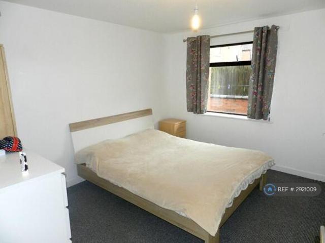 2 bedroom flat for rent in Old Chapelfields, Coventry, CV5