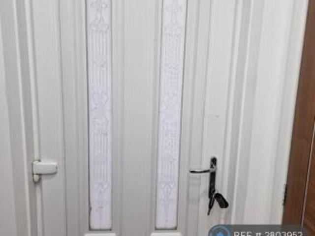 3 bedroom flat for rent in Oldrutherglen Road, Glasgow, G5