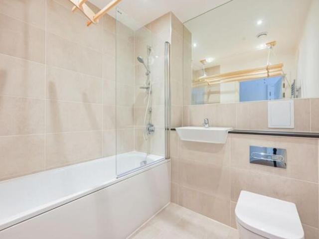 3 bedroom flat for rent in Olympic Park Avenue, Stratford, London, E20
