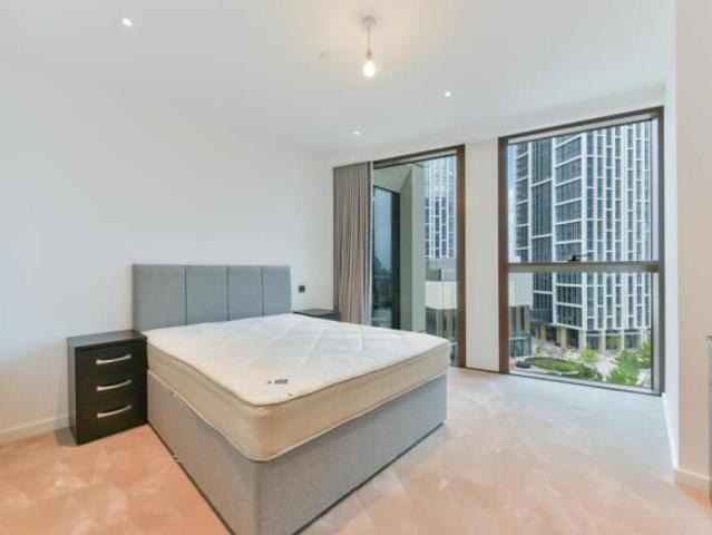 3 bedroom flat for rent in One Thames City, Nine Elms, London, SW8
