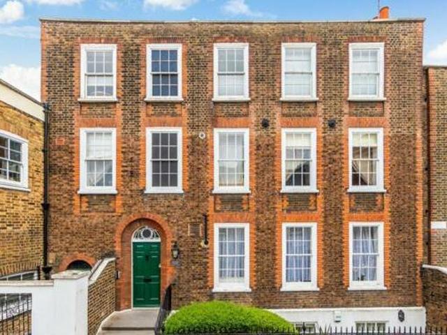 3 Bedroom Flat For Rent In Ormond Road, Richmond