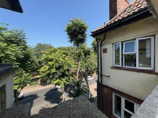3 bedroom flat for rent in Orchard House, Surrey Quays, London SE16