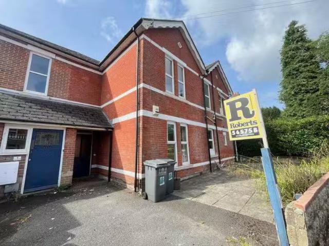 3 bedroom flat for rent in P00150 Student 3 Or 4 Double Bedro.