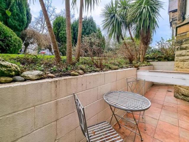3 bedroom flat for rent in Park Drive, Harrogate, HG2
