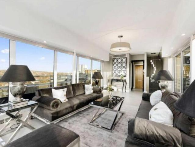 3 bedroom flat for rent in Penthouse Flat Boydell Court St. John's Wood Park NW8