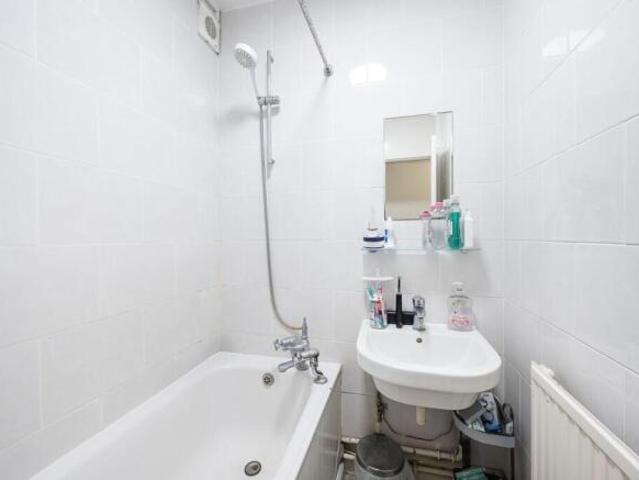 3 bedroom flat for rent in Penton Rise, King's Cross, London, WC1X