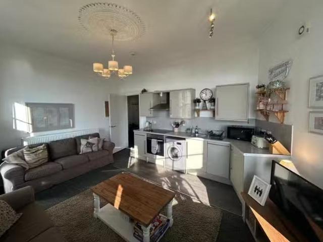 3 bedroom flat for rent in Perth Road, Dundee, DD1