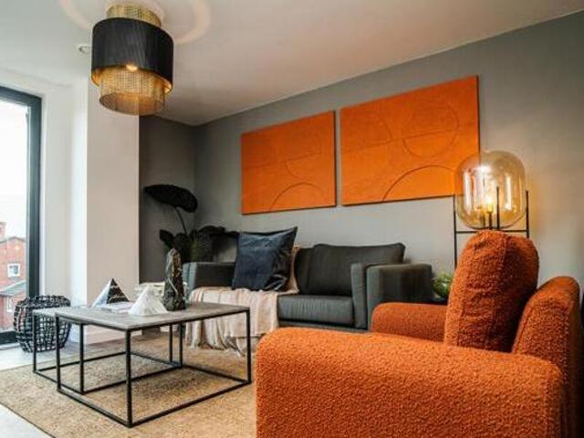 3 Bedroom Flat For Rent In Percy Street