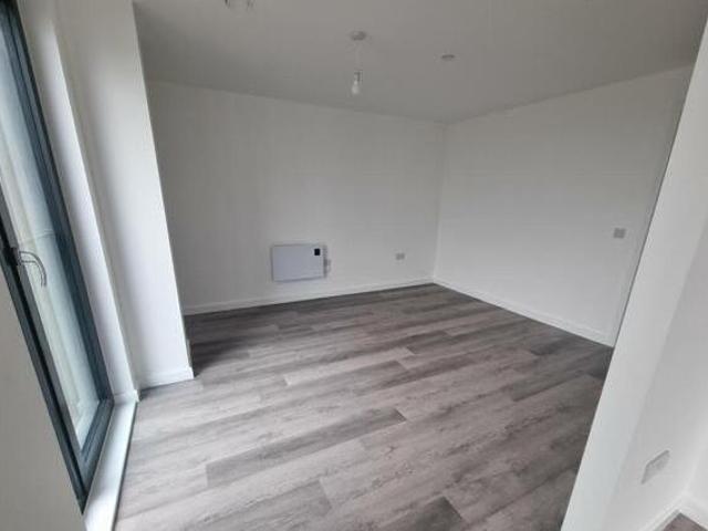 3 Bedroom Flat For Rent In Percy Street