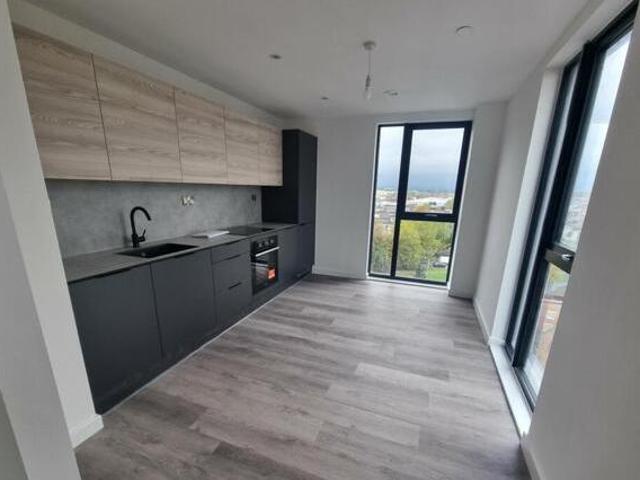 3 Bedroom Flat For Rent In Percy Street