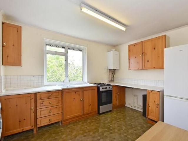 3 bedroom flat for rent in Peterborough Road, Fulham, London, SW6