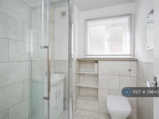 3 bedroom flat for rent in Pilrig Street, Edinburgh, EH6
