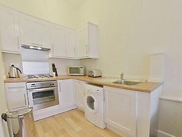 3 Bedroom Flat For Rent In Polwarth, Edinburgh