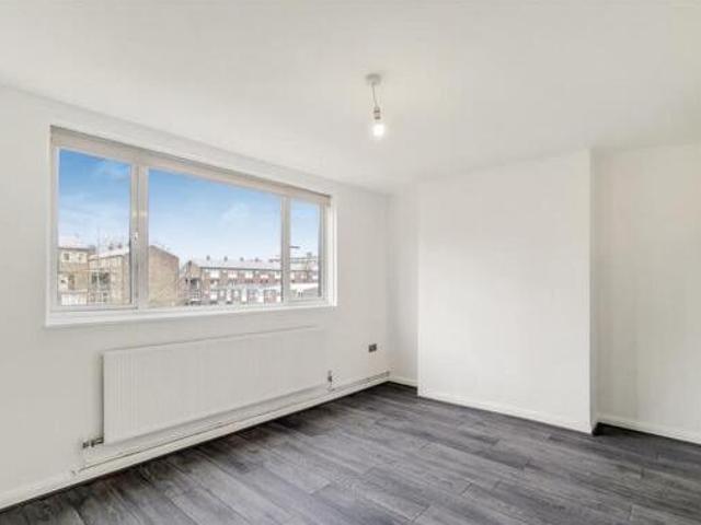 3 Bedroom Flat For Rent In Poplar