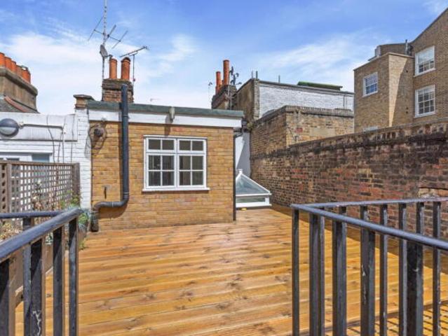 3 bedroom flat for rent in Portobello Road, London, W11 2QB, W11
