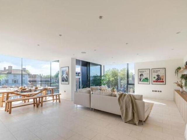 3 Bedroom Flat For Rent In Primrose Hill, London