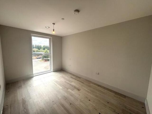 3 bedroom flat for rent in Prince Charles Road, EX4