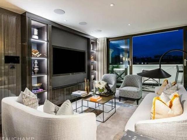 3 bedroom flat for rent in Prince of Wales Terrace Kensington W8