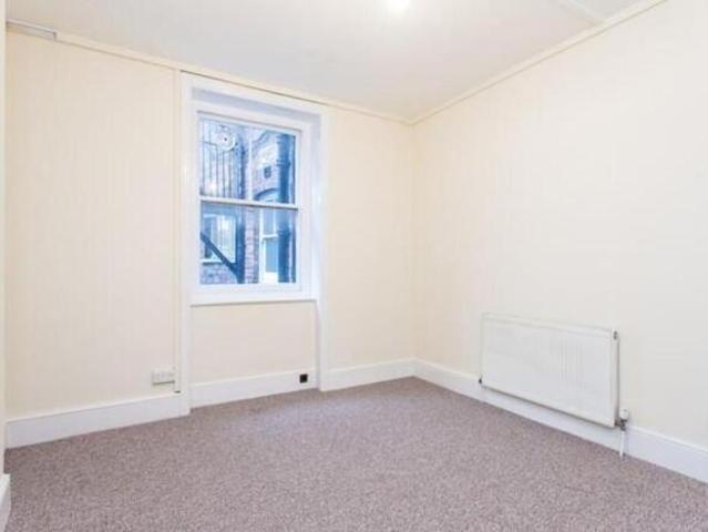 3 bedroom flat for rent in Queen Caroline Street, College Court Queen Caroline Street, W6