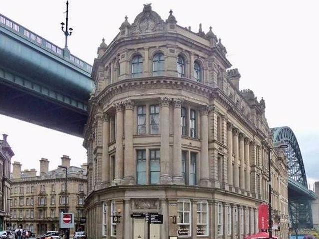 3 bedroom flat for rent in Queen Street Newcastle Upon Tyne NE1